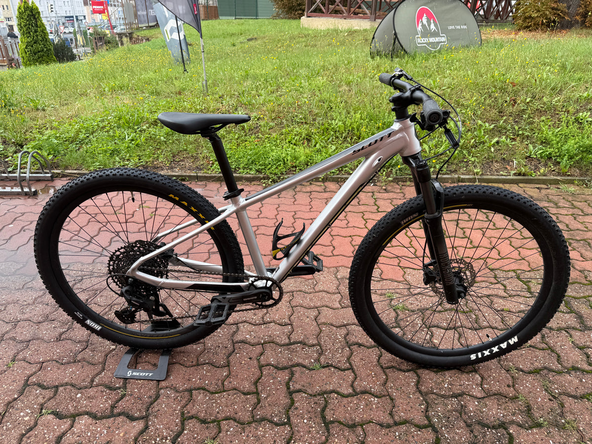SCOtt SCALE 710 2021 – Regal Bike